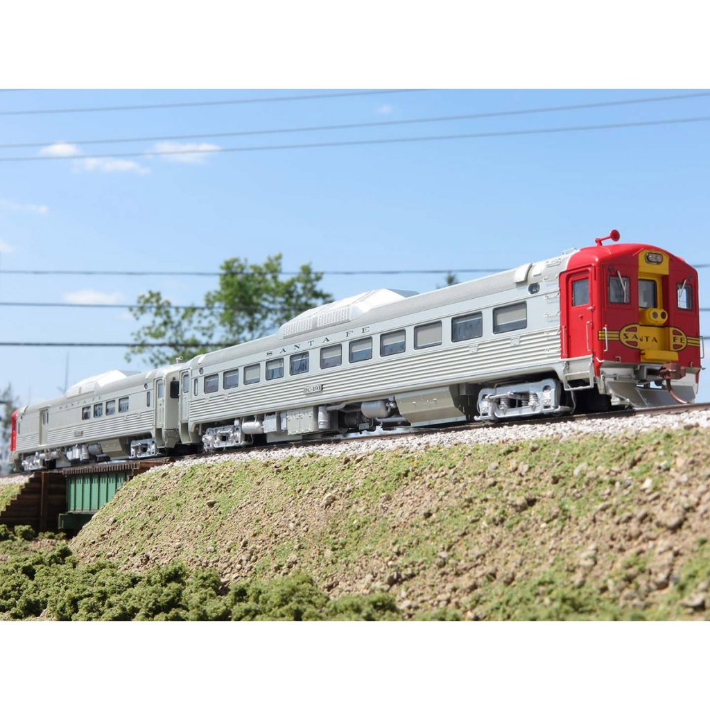 Rapido HO Budd RDC-2 Canadian Pacific "Action Red" w/ DCC & Sound | Spring Creek Model Trains