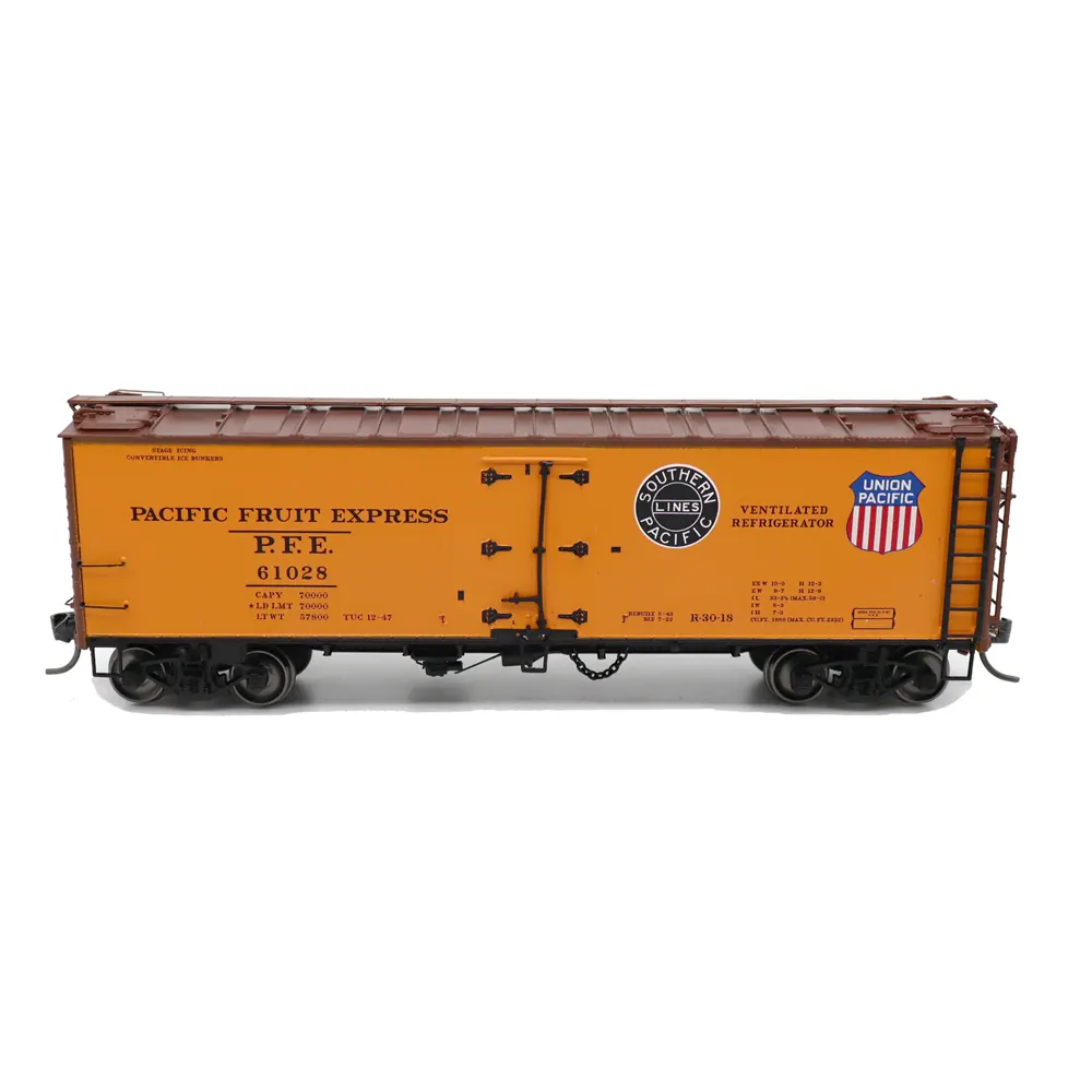 Intermountain HO 40' PFE Wood Reefer R-30-18 Pacific Fruit Express ...