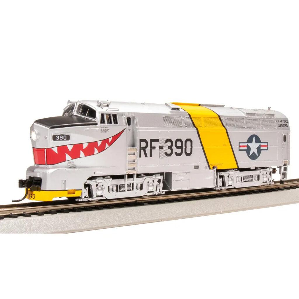 RF-16 Sharknose Diesel Locomotive - Spring Creek Model Trains